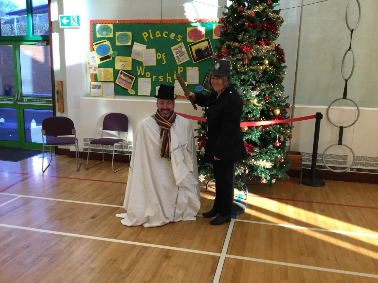 Roberts Primary School - Christmas Sing-a-Long (December 2022)