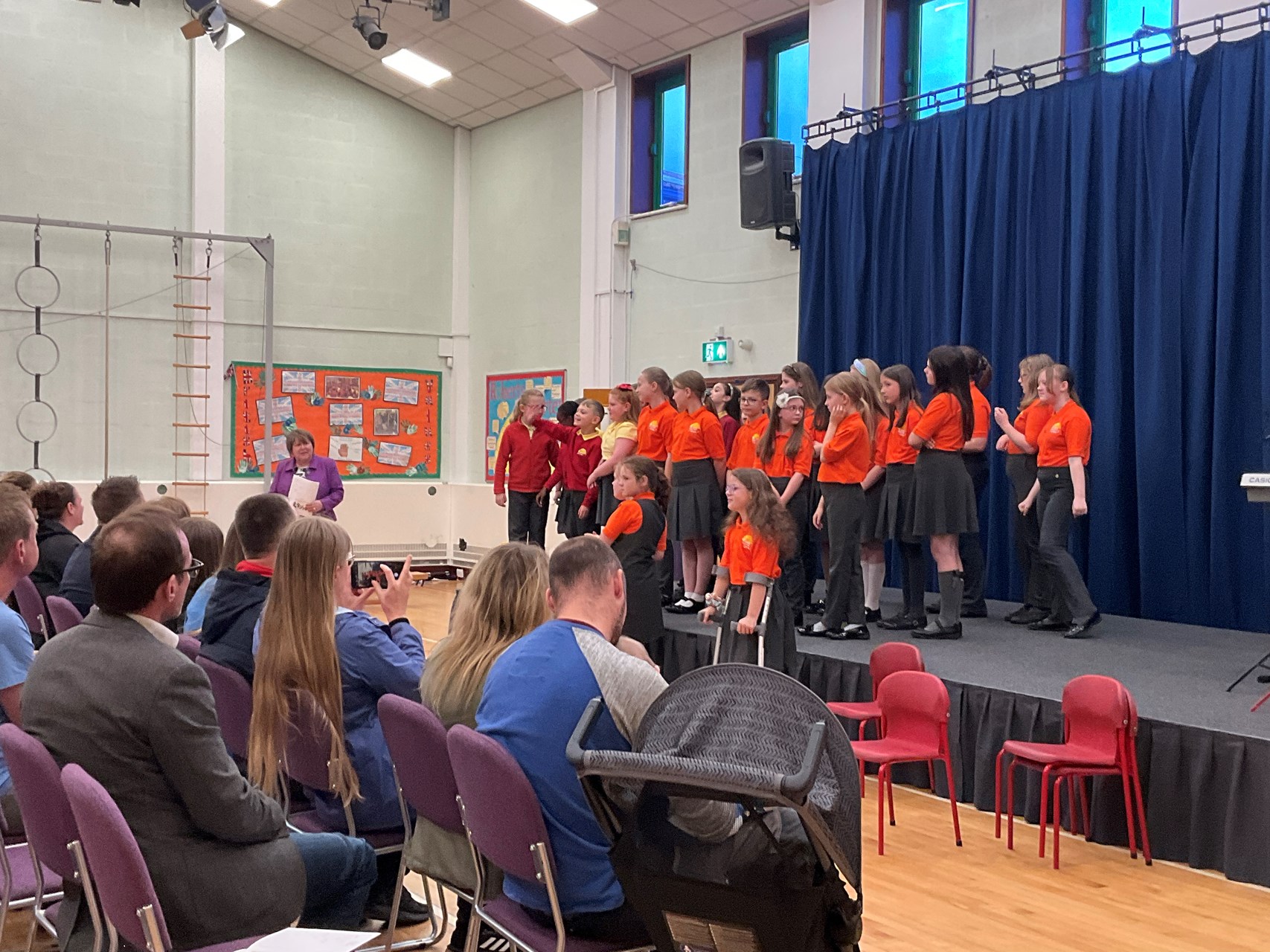 Roberts Primary School - Music Recital