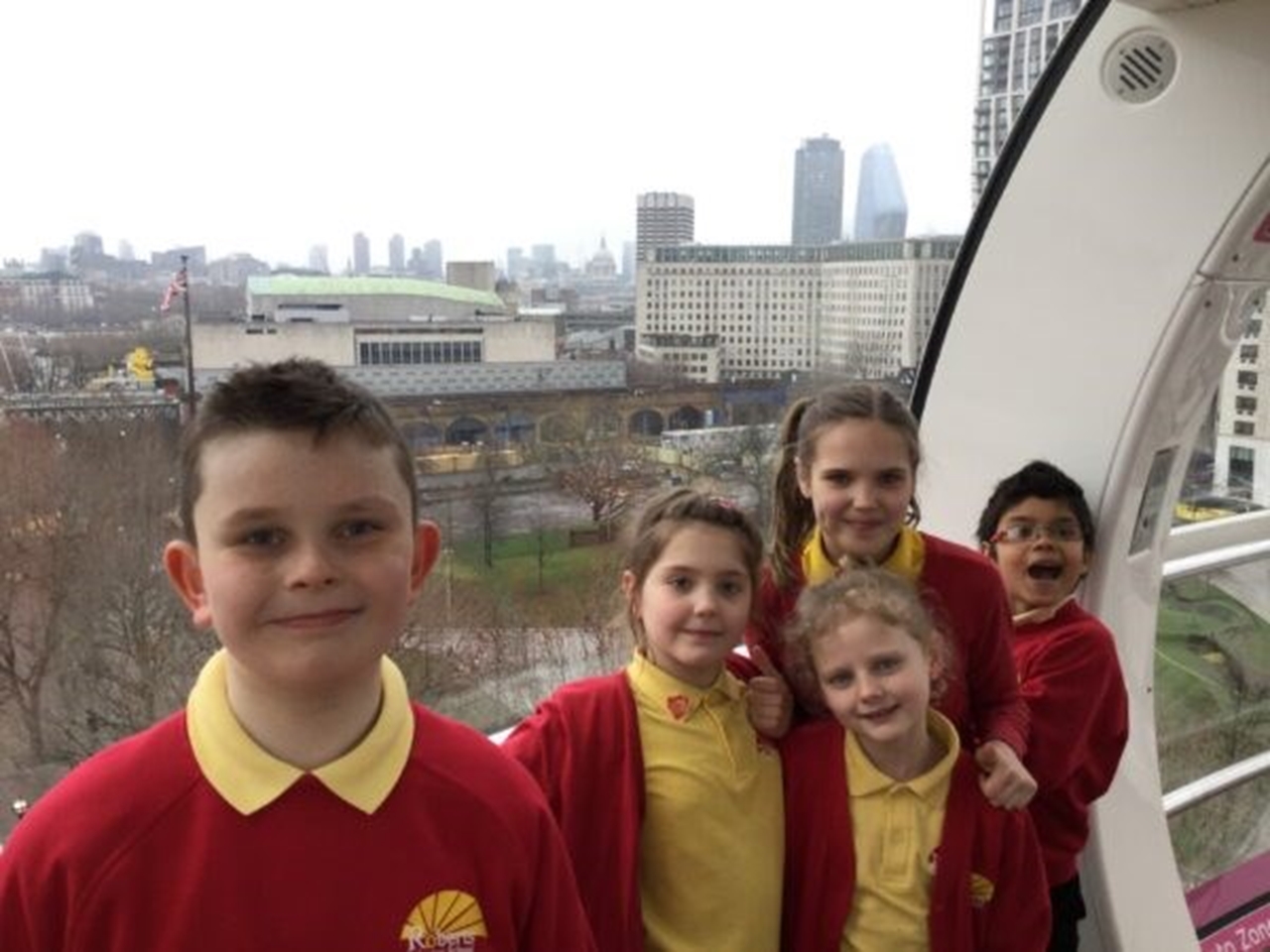 Roberts Primary School - School Council Houses of Parliament Visit ...