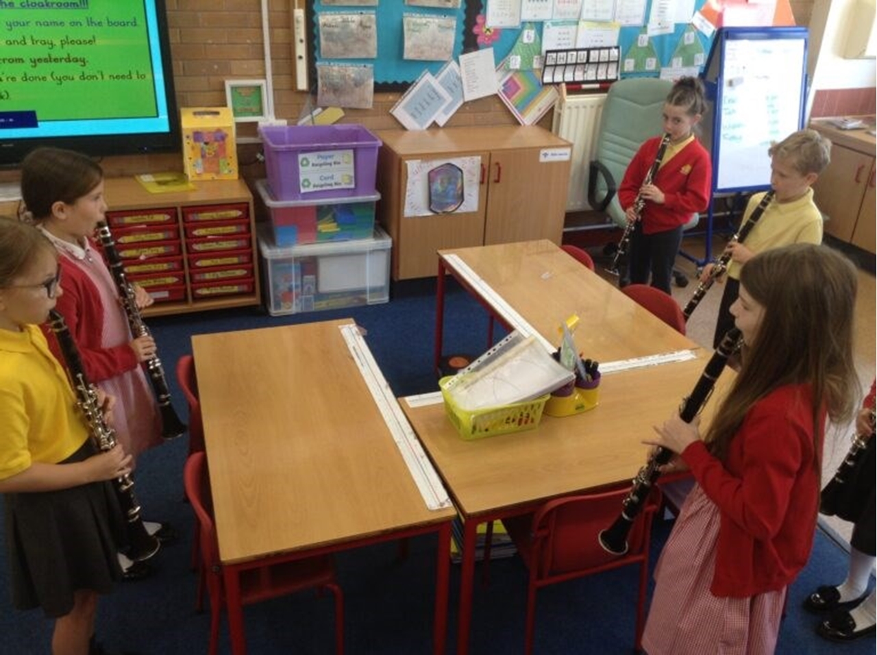 Roberts Primary School - Year 4: Dudley Performing Arts - Clarinets